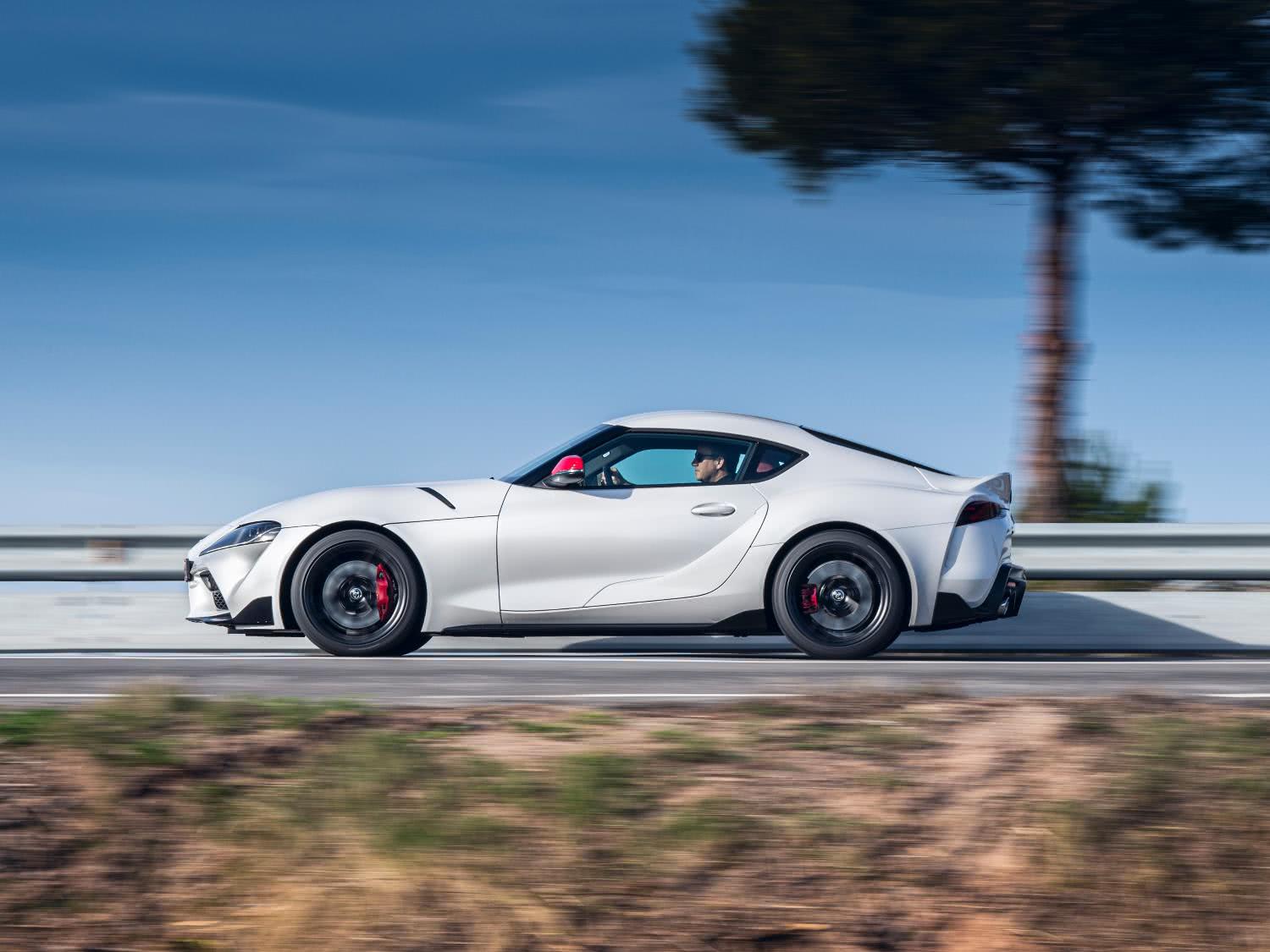 TOYOTA SUPRA 2021 → Lançamento! Preço, Versões, Motor e FOTOS