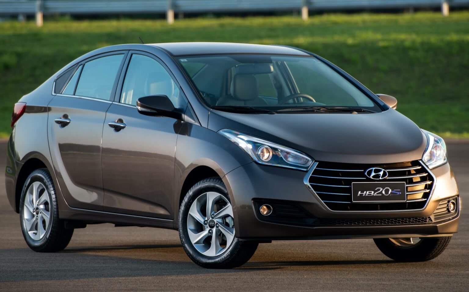 HB20 e HB20S turbo 2021: O que esperar dos “irmãos” da Hyundai? Veja!